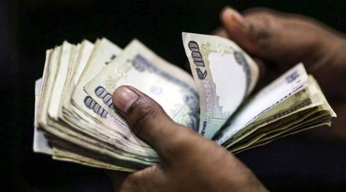 CBI arrests Defence Accounts Service officer in Rs 10 lakh bribery case ...