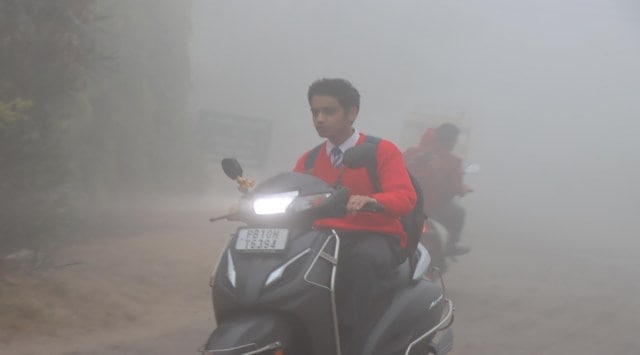 Punjab, Haryana issue red alert for very dense fog; Bhagwant Mann ...