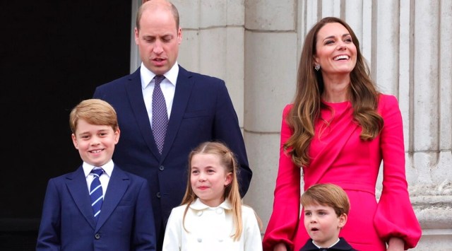Prince and Princess of Wales, and their kids: A casual Christmas card ...