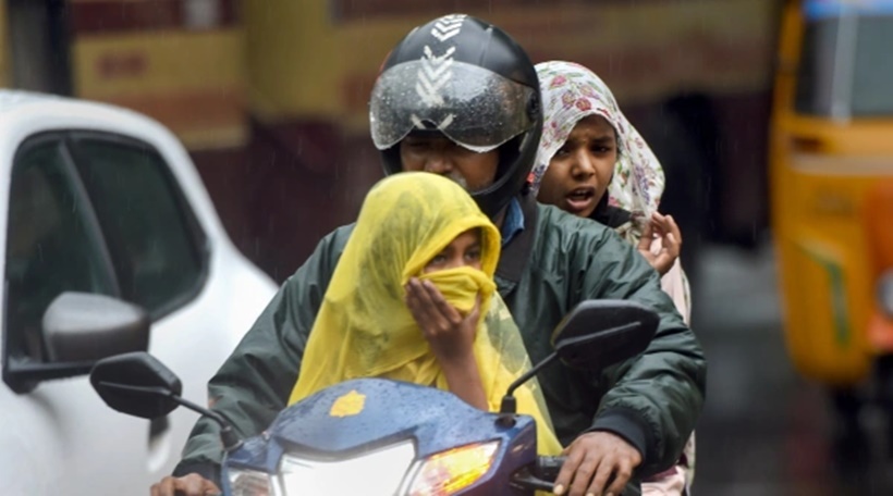 Overcast conditions, light rain likely in Bengaluru till Wednesday: IMD ...