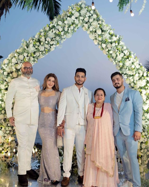 Inside Sonarika Bhadorias Dreamy Roka Ceremony With Fiance Vikas Parashar Entertainment