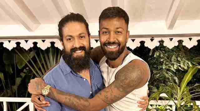 KGF star Yash, Hardik Pandya hang out together, see photo ...
