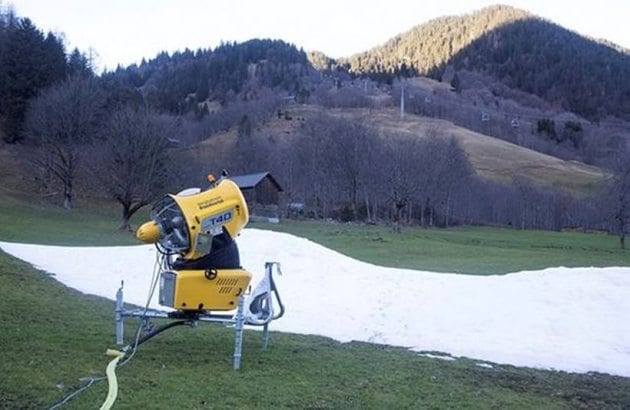 Climate change: Artificial snow saves resort owners in Europe