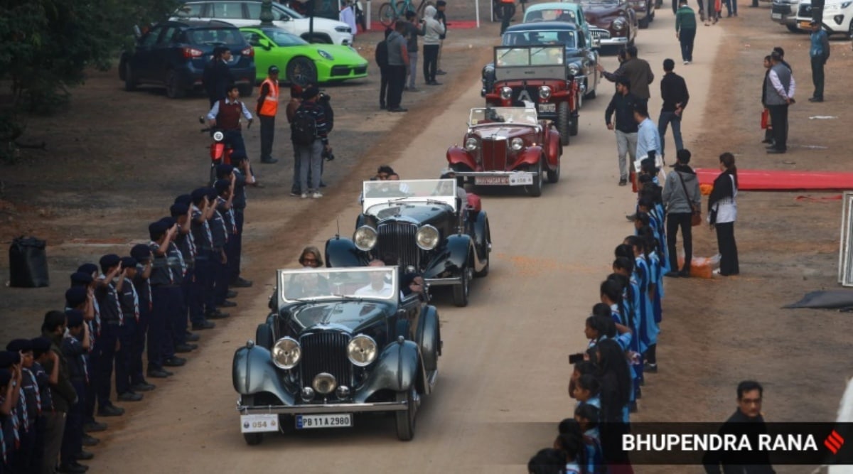 Car rally with 75 vintage beauties heads to Statue of Unity in Gujarat ...