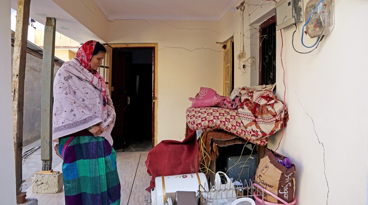 Joshimath land subsidence: Protests stall demolition of 2 hotels; 86 ...