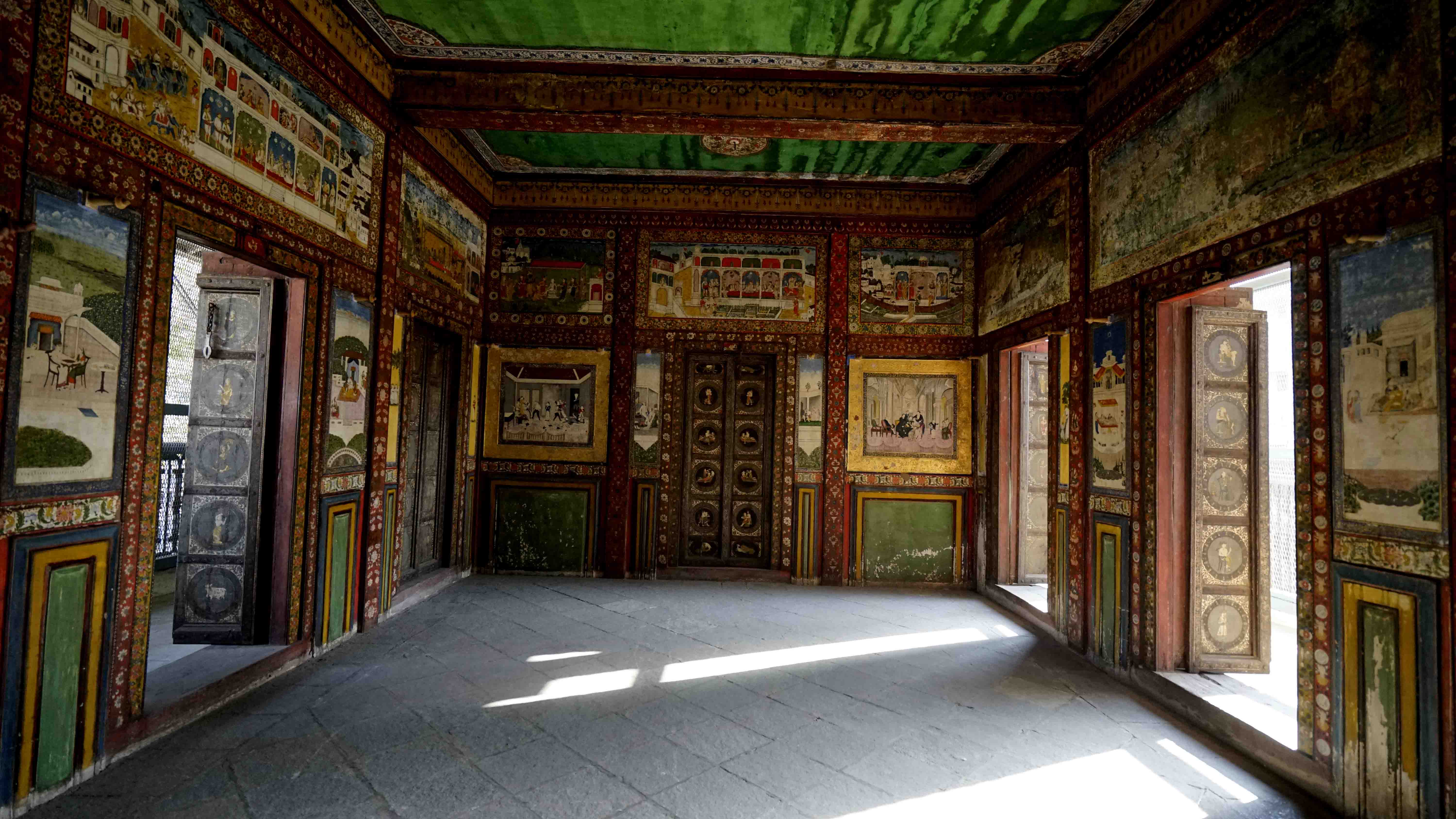 Vadodara heritage corridor: Nyaymandir awaits justice | Ahmedabad News ...