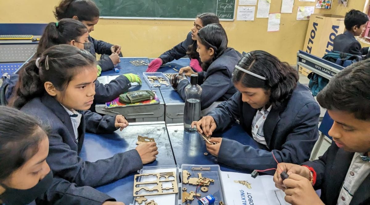 IIT Delhi to train students from over 100 schools on robotics in two ...