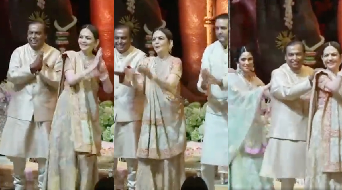 Nita Ambani-Mukesh Ambani perform on ‘Wah Wah Ramji’ with their family ...