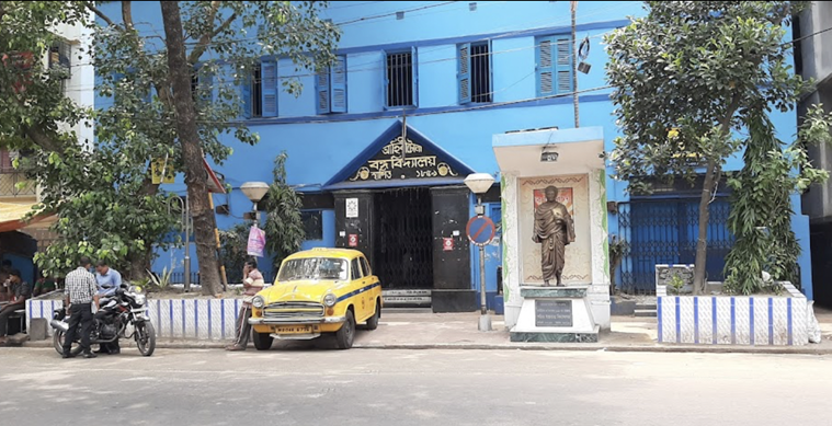Streetwise Kolkata: Beyond an iconic bathing ghat, Ahiritola’s history ...