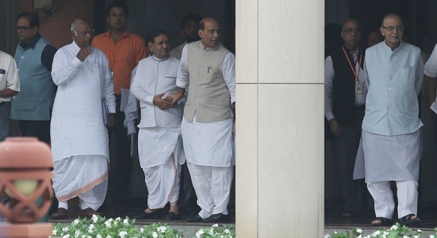 Sharad Yadav dies: His political journey, in pictures | India News News ...