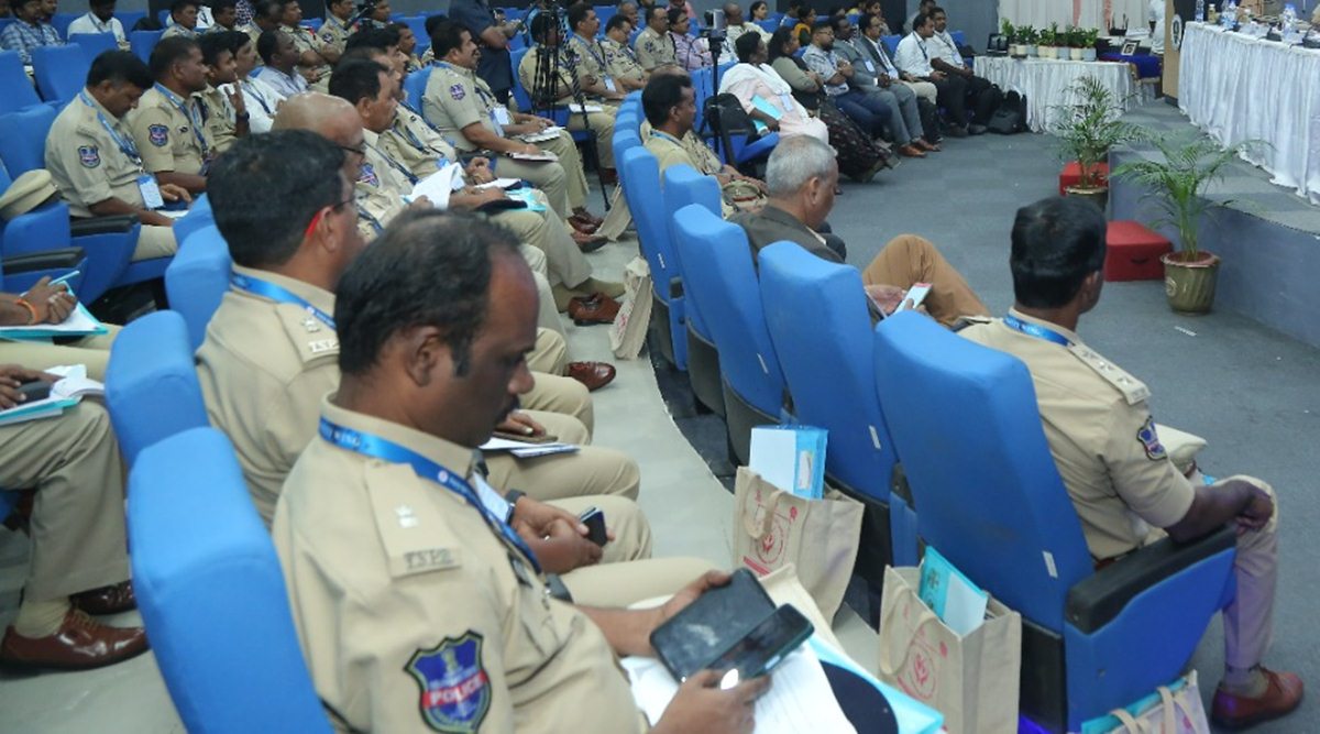 Telangana Police issue alert after Hyderabad reports 6 chain-snatching ...