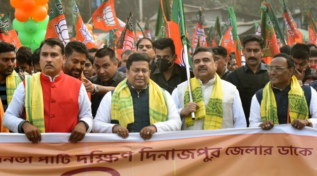 PMAY protest: West Bengal BJP activists block road in Hooghly | Kolkata ...