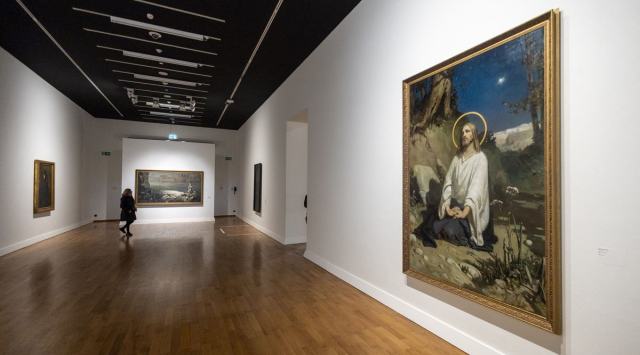 Threatened by war, Ukrainian paintings find safe haven in Switzerland ...