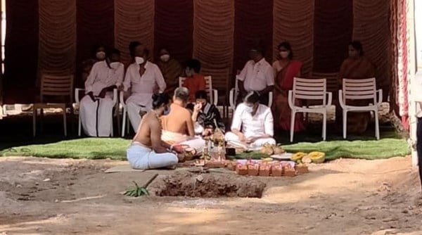 Dhanush hosts housewarming ceremony for his new home in Chennai, see ...