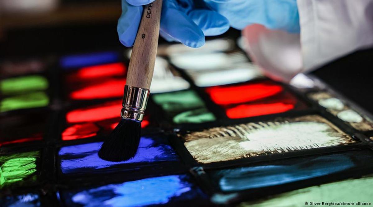 Notre Dame windows undergo restoration in Cologne | Art-and-culture ...