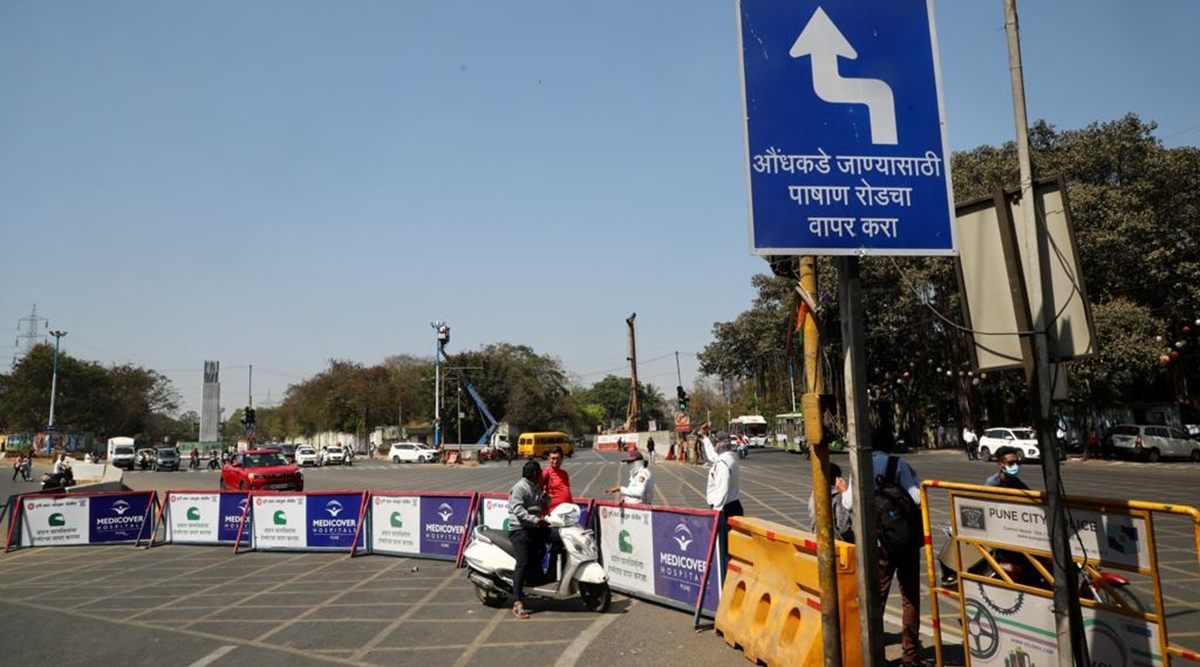 Traffic diversion for Pune Metro work leaves SPPU students, staff ...