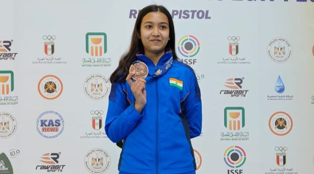 World Cup bronze in women’s 10m air rifle, courtesy 14-year-old ...