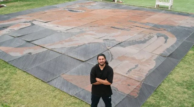 Iraqi artist creates Guinness World Record with largest wire art that ...
