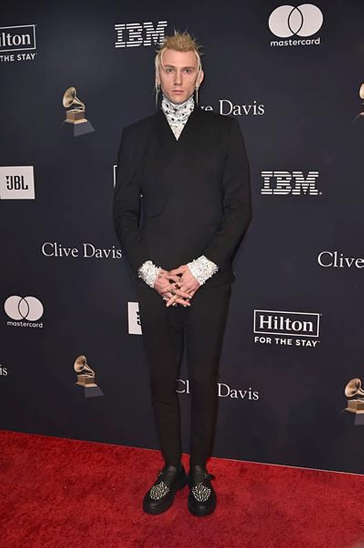 17 outfits that did the most at the Grammys | Fashion News - The Indian ...