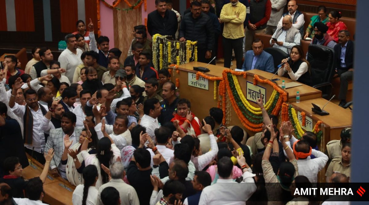 Mobiles and pens at centre of all-night ruckus on MCD floor in Delhi ... Mobiles and pens at centre of all-night ruckus on MCD floor in Delhi ...