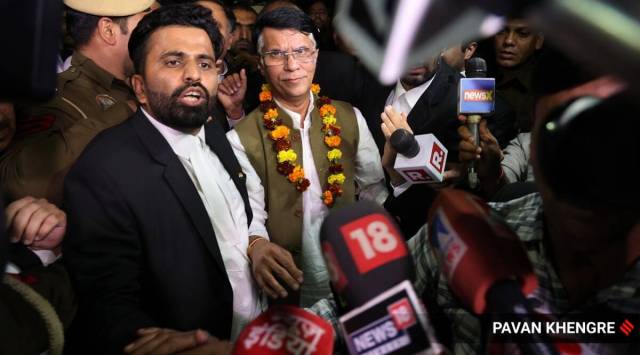 Sanjay Jha Writes After Pawan Khera Incident Congress Shouldnt Fall