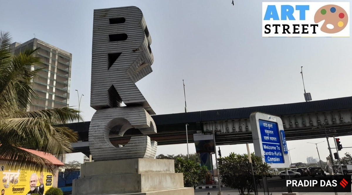 Mumbai Art Street: BKC fountain installation at Kalanagar Junction ...