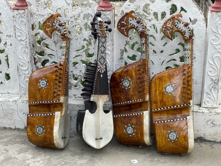 At Pune’s FTII, a Kashmiri musician performs to popularise traditional ...