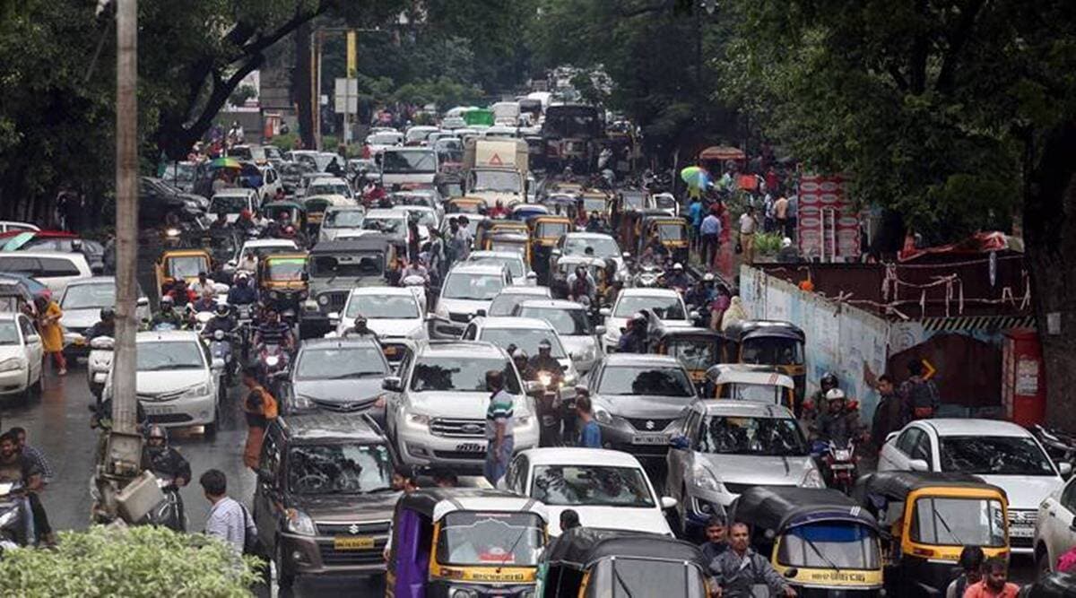 Metro work: Traffic police caution commuters of more congestion at Pune ...