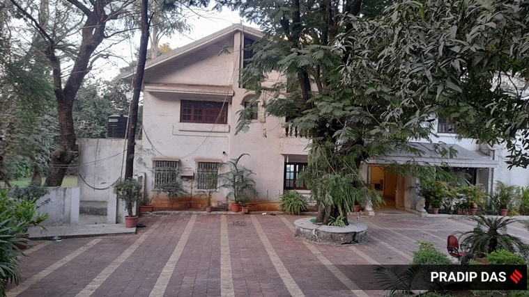 Godrej Properties buys Raj Kapoor’s iconic Chembur bungalow | Mumbai ...