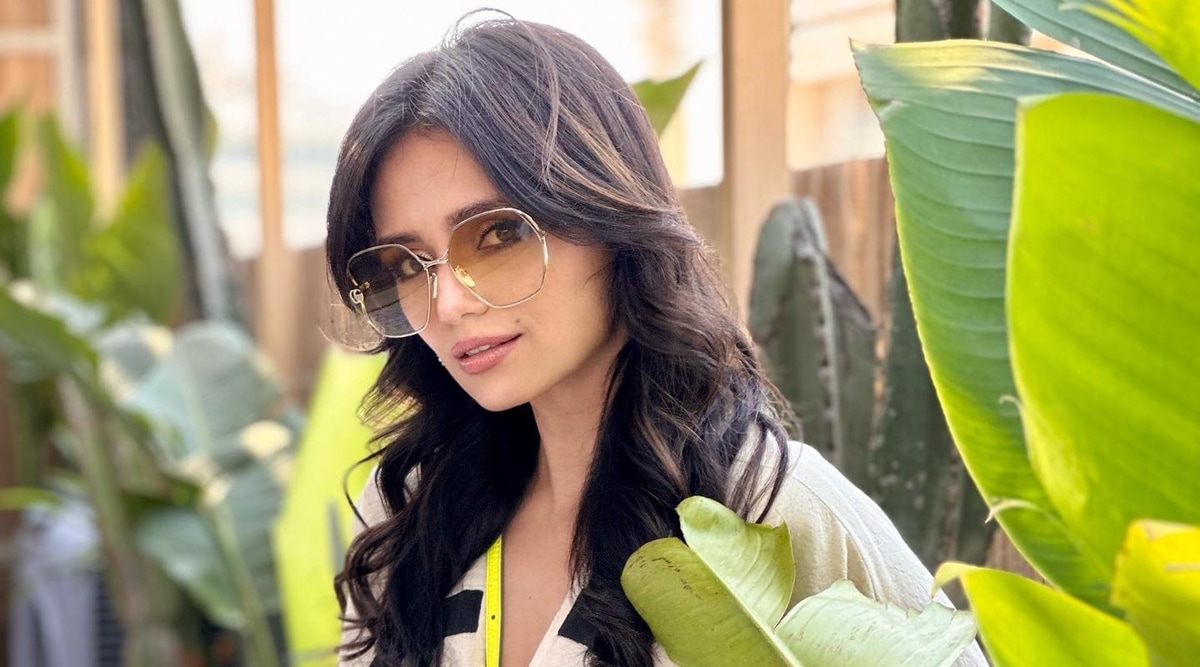 Roshni Chopra shares five design ideas to organise your wardrobe better ...