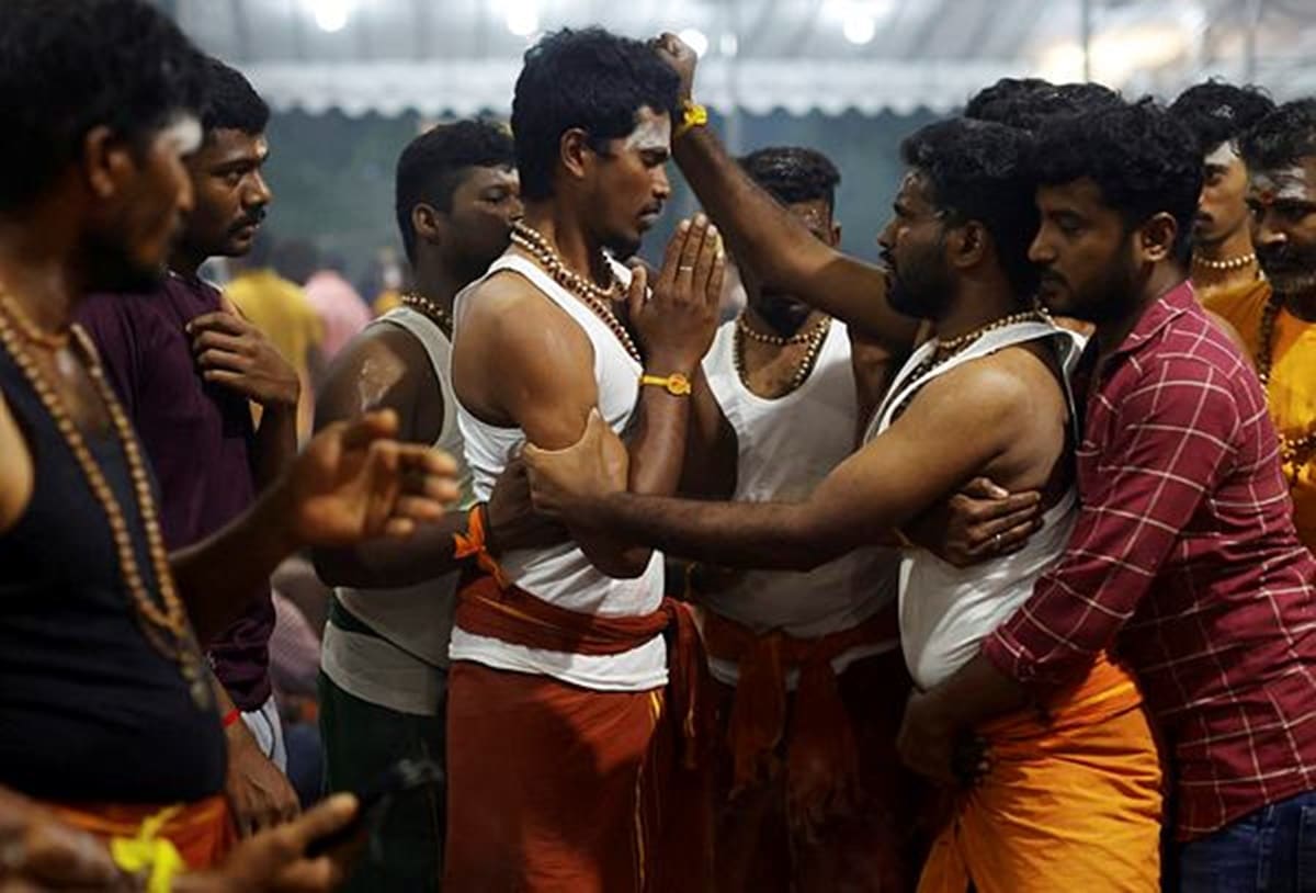 Tamilians in Singapore celebrate first post-pandemic Thaipusam with ...