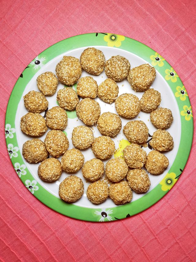 Try Juhi Parmar’s til ki barfi recipe | The Indian Express