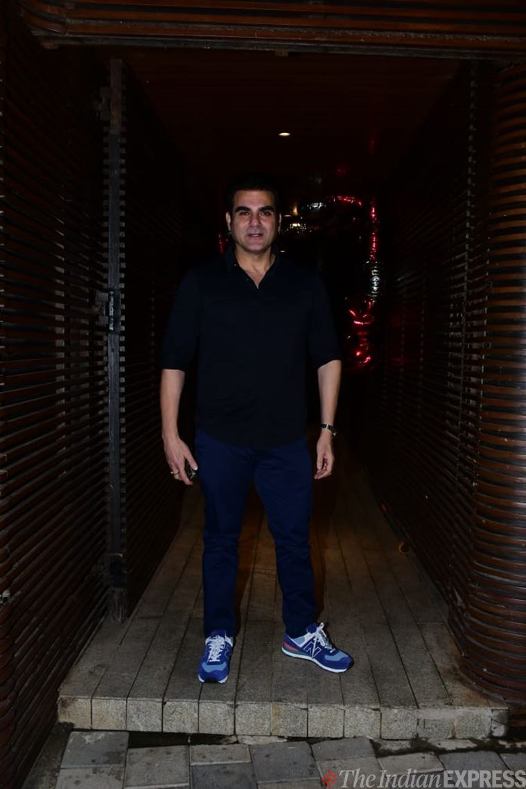 Varun Sharma’s birthday celebration: Varun Dhawan, Shehnaaz Gill, Kriti ...