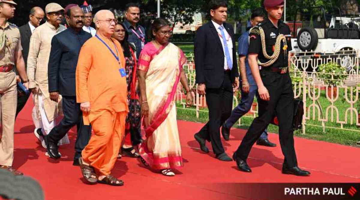 In photos | Droupadi Murmu’s first visit to West Bengal as President ...