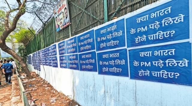 AAP members held for putting up ‘Modi hatao’ posters in Ahmedabad to be ...