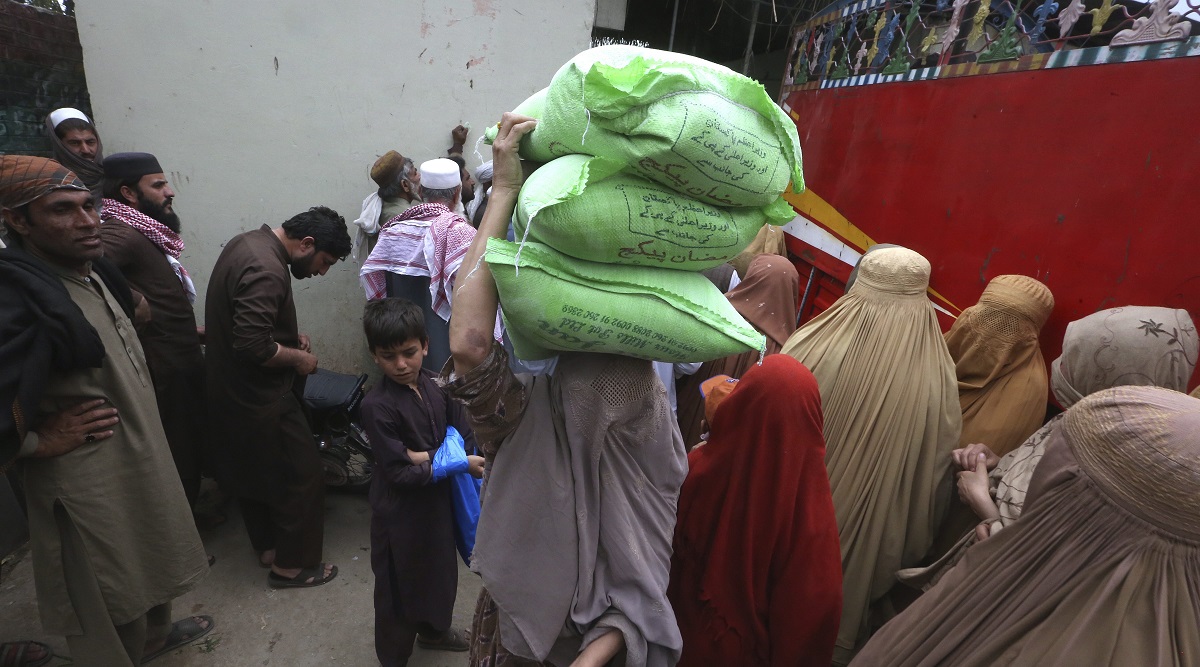 At least 11 people killed while collecting free flour in Pakistan’s ...