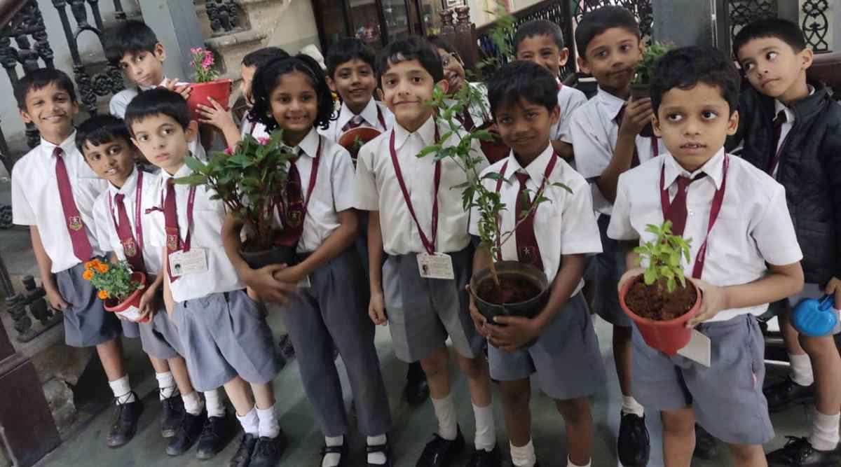 132-year-old all-boys school in Mumbai turns co-ed, 16 girl students ...