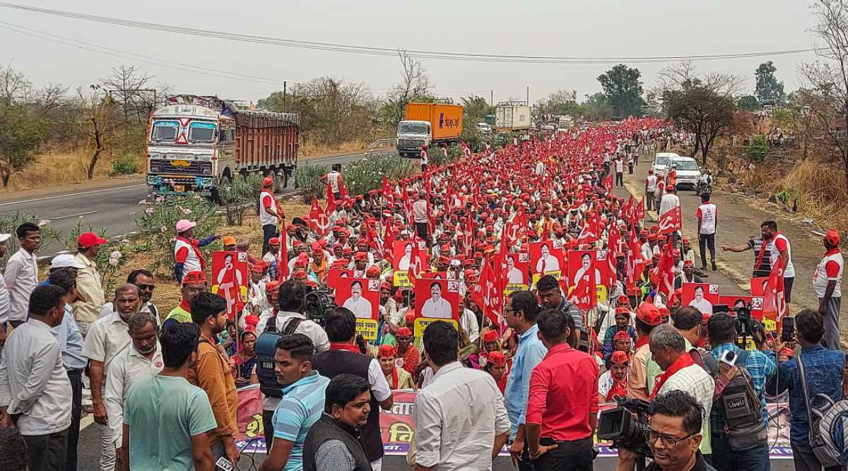 Kisan long march halted, will withdraw stir only after CM’s ‘official ...