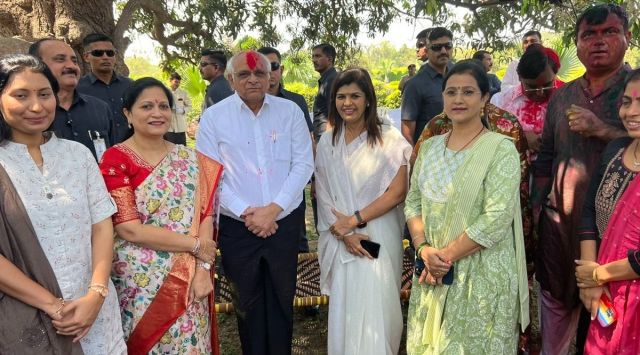 Gujarat Assembly organises Holi celebrations; BJP MLAs take part ...