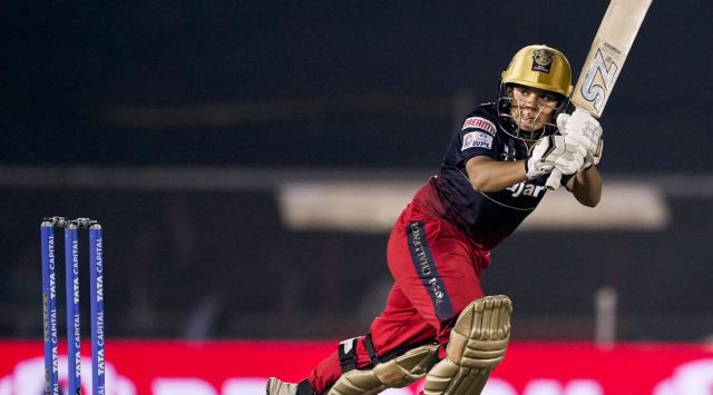 Mother battles cancer; daughter Kanika Ahuja sparkles for RCB in WPL ...