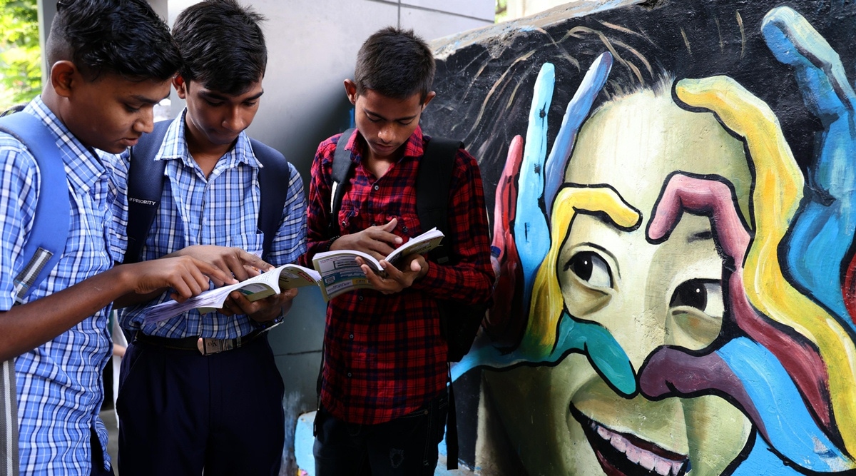 SSC exam starts; state junior college teachers call off strike | Mumbai ...