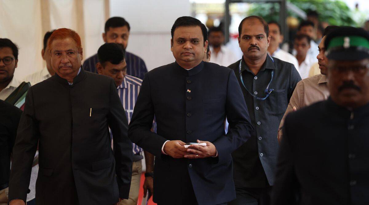 Reform privilege committee set up to hear motion against Sanjay Raut ...