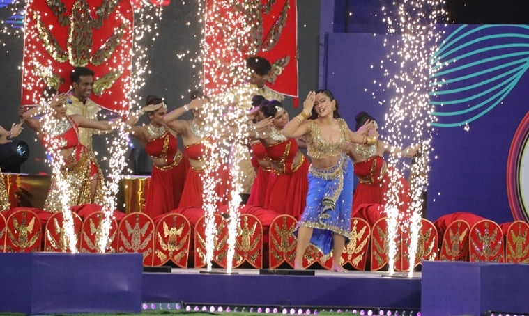 IPL 2023 opening ceremony: Arijit Singh sings Jhoome Jo Pathaan ...