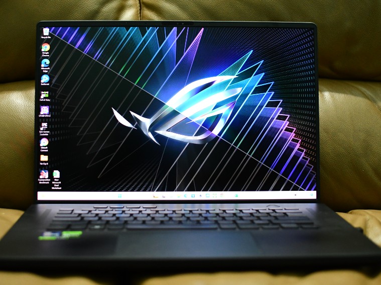 Asus ROG Zephyrus M16 (2023) review: Gaming laptop with style and ...