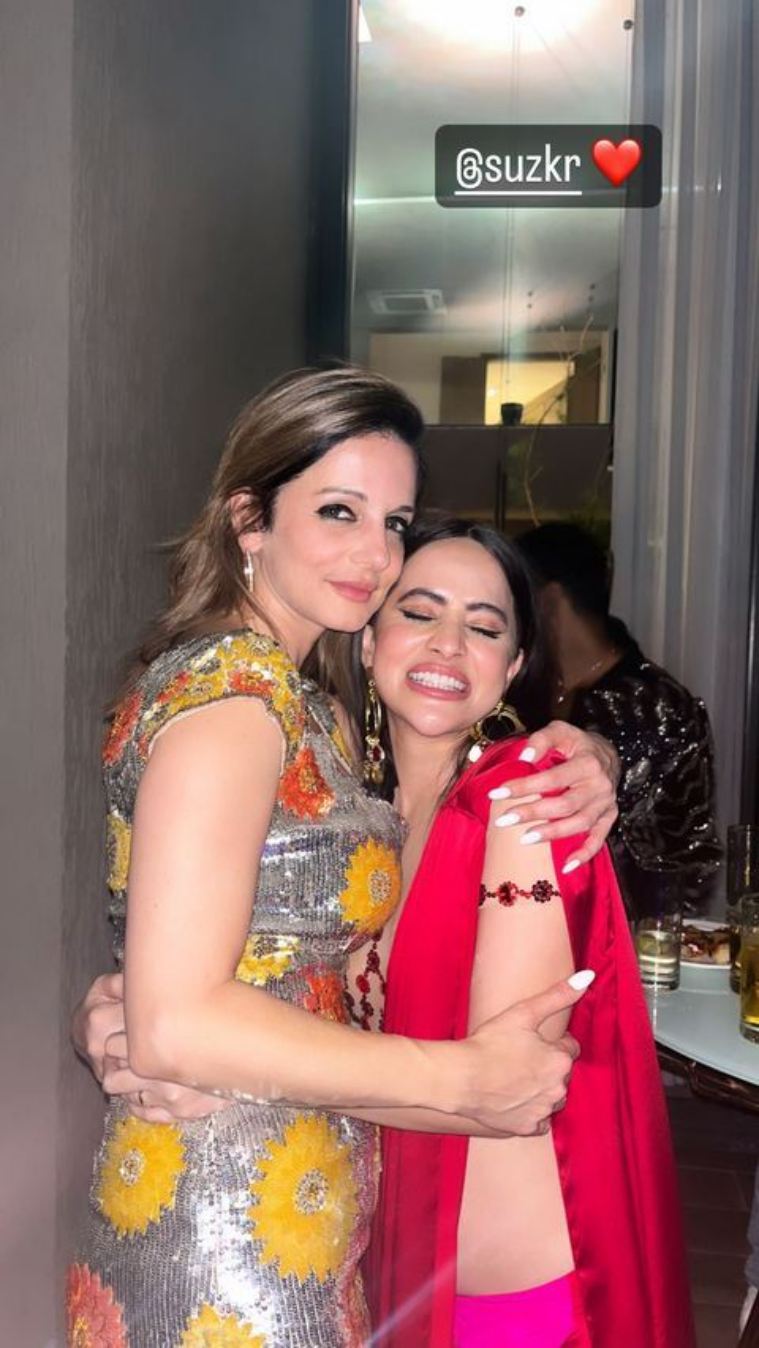 Babil Khan breaks Uorfi Javed’s head gear at Abu Jani Sandeep Khosla event; Jaya Bachchan and ...