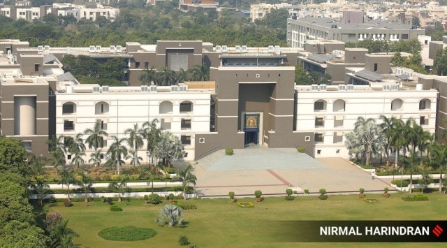 5 new judges take charge at Gujarat High Court taking total strength to ...