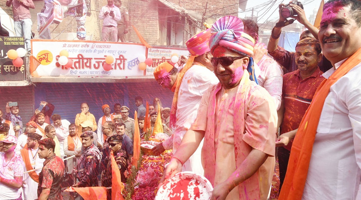 Holi 2023: Here is how politicians celebrated festival of colours ...