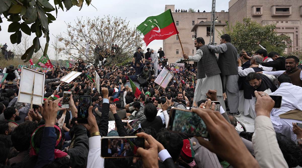 Non-bailable warrant in Pakistan against Imran Khan in Toshakhana case: The many cases against ...