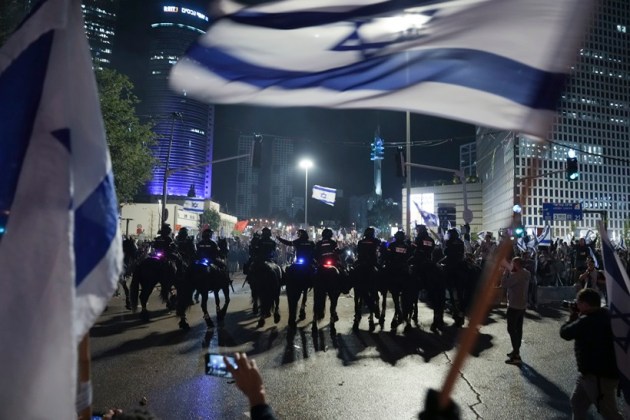 Mass protests force Israel PM Netanyahu to pause contested judicial ...