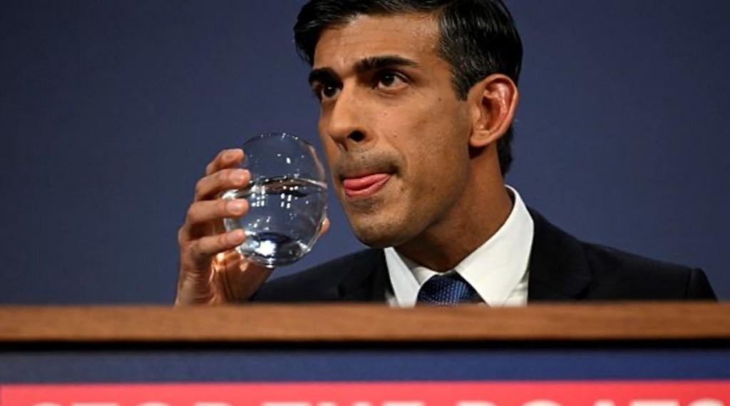 UK House of Commons set to back controversial migration bill | World ...